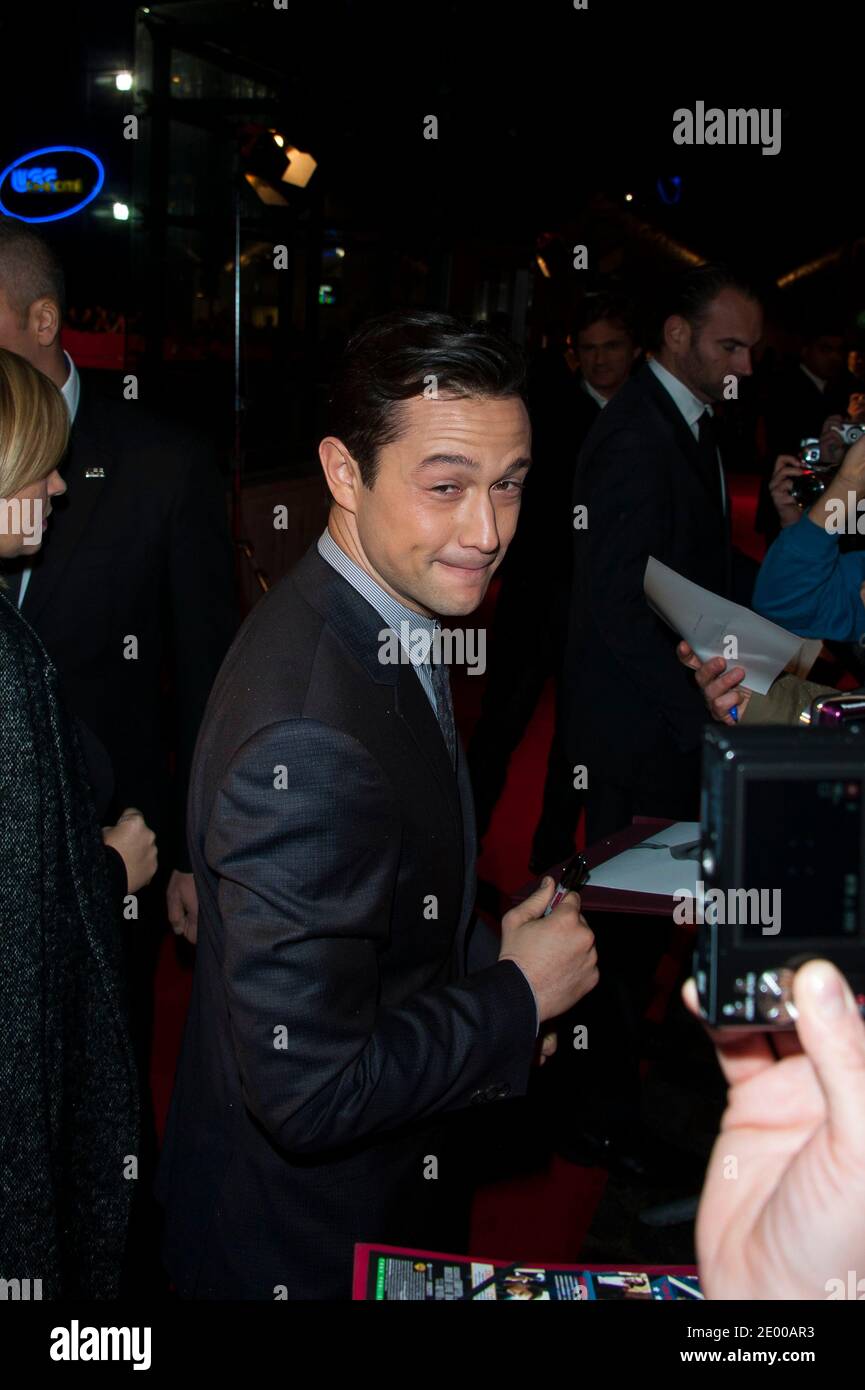 Joseph Gordon-Levitt attending the french premiere of the movie 'Don ...