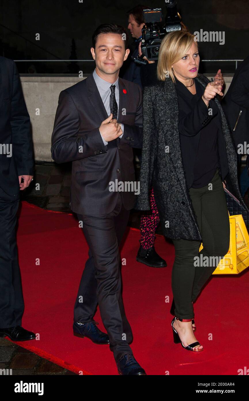 Joseph Gordon-Levitt attending the french premiere of the movie 'Don ...
