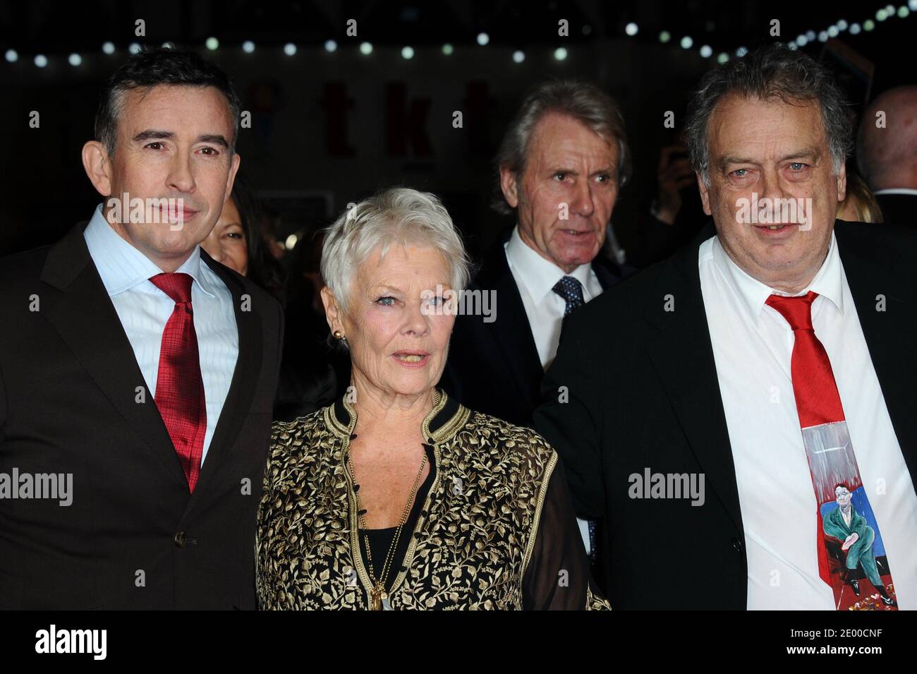 Steve Coogan, Judi Dench and Stephen Frears arriving for the premiere ...