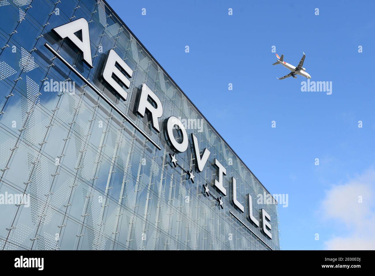 Atmosphere of shopping center Aeroville in Roissy en France, near Paris ...