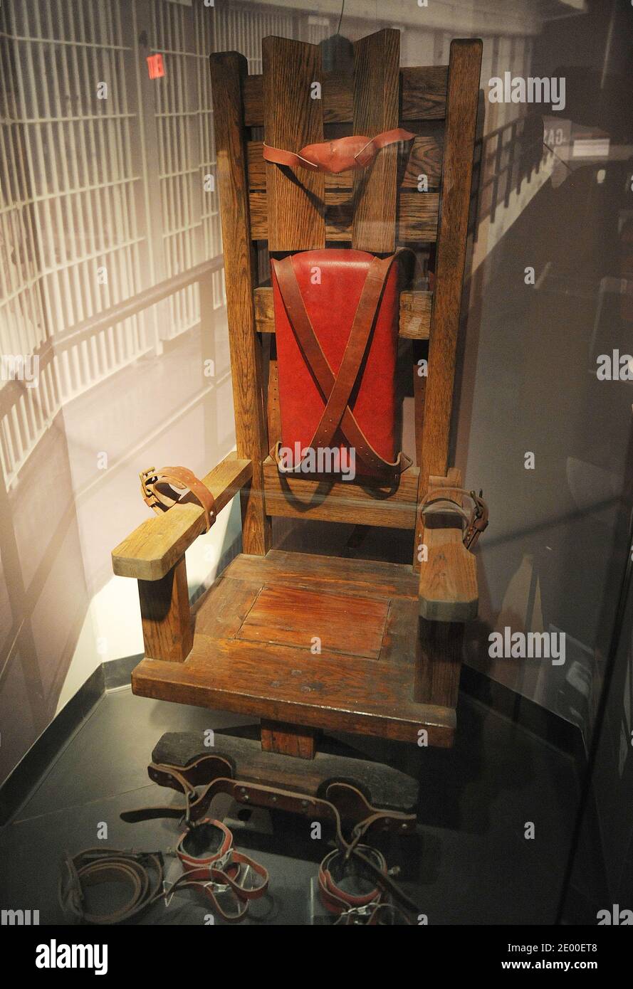 Electric chair museum hi-res stock photography and images - Alamy