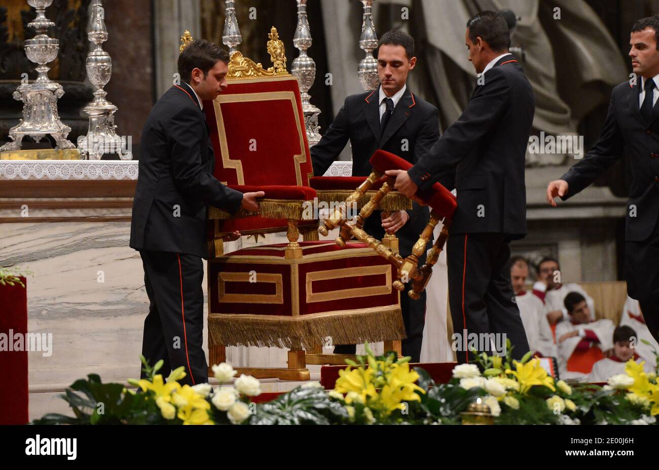 Pope Francis leads a bishops ordination ceremony in Saint Peter's ...