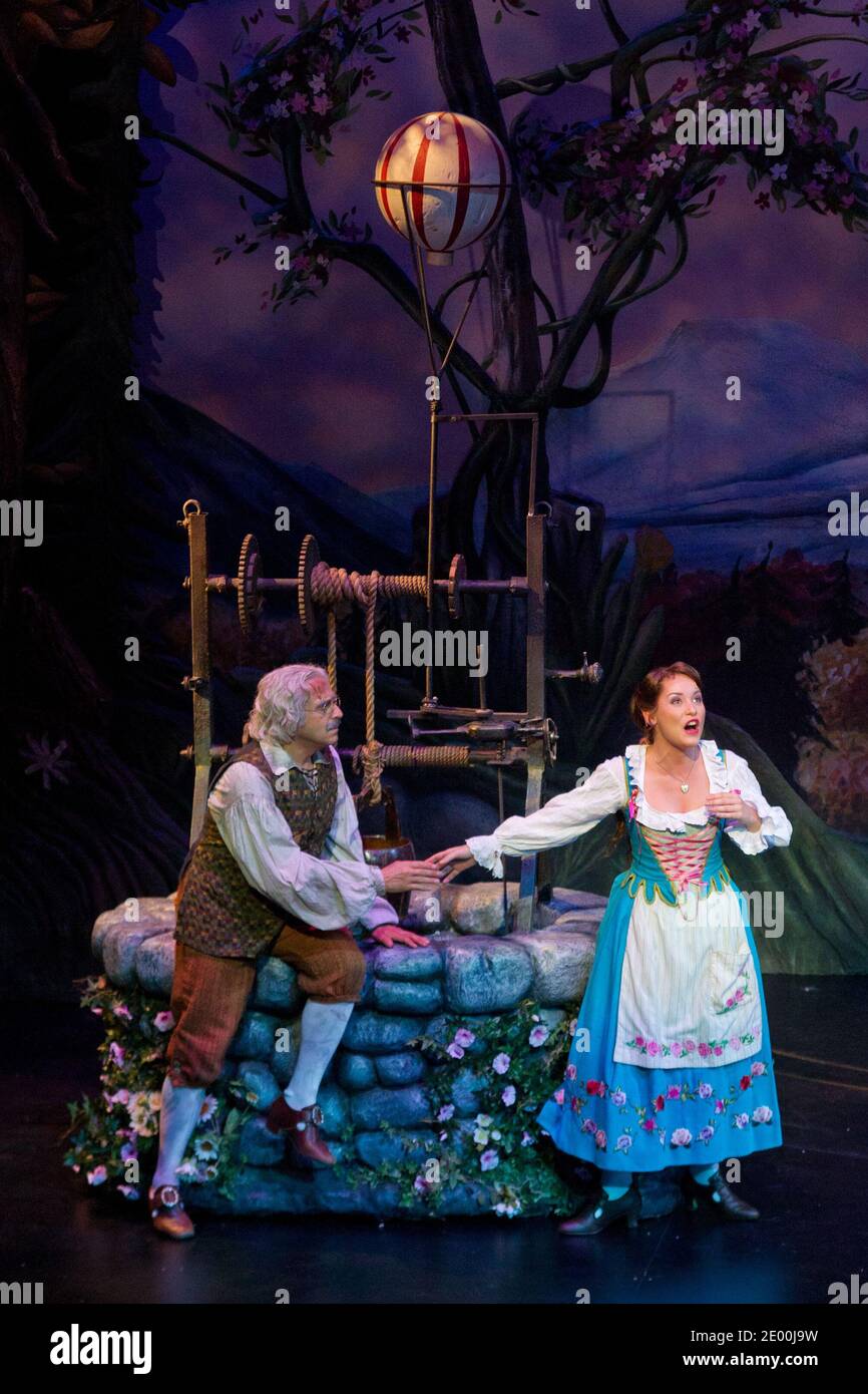 Disney 'La Belle et la Bete' ('Beauty and the Beast') Premiere at ...