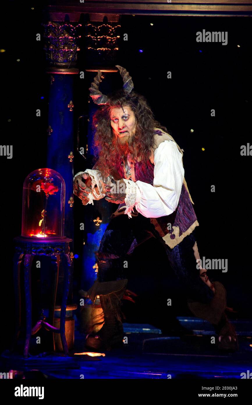 Disney 'La Belle et la Bete' ('Beauty and the Beast') Premiere at ...