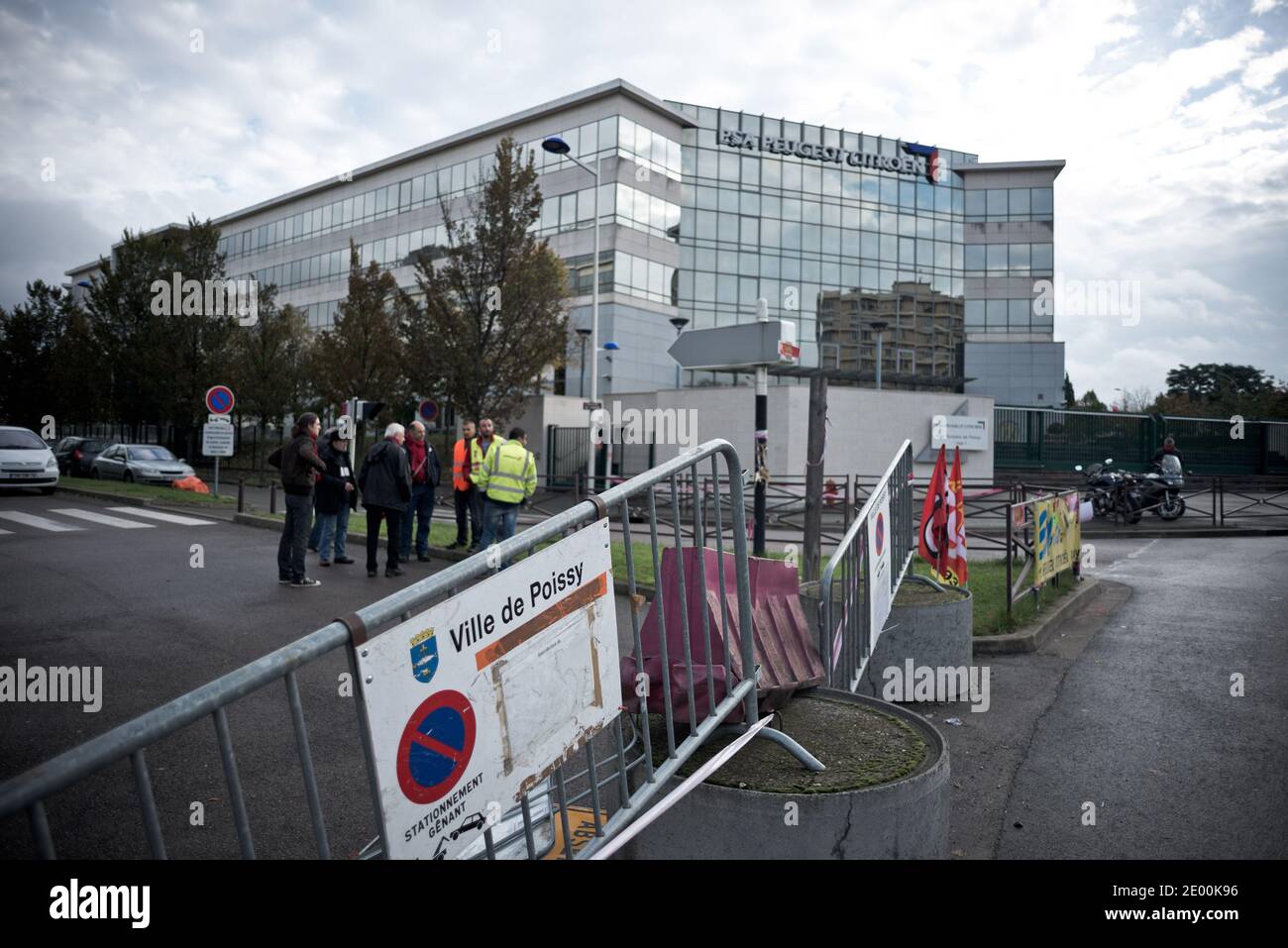 Psa poissy hi-res stock photography and images - Alamy