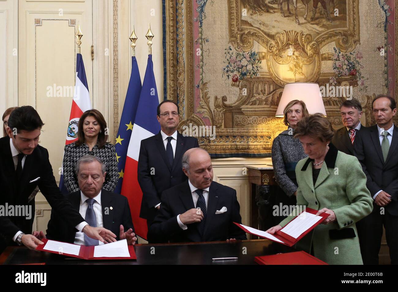 Jose castillo r hi-res stock photography and images - Alamy