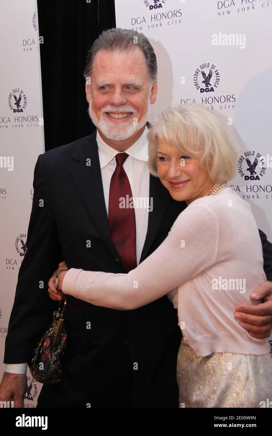New York, NY 10-16-2008 Taylor Hackford & wife Helen Mirren 2008 ...