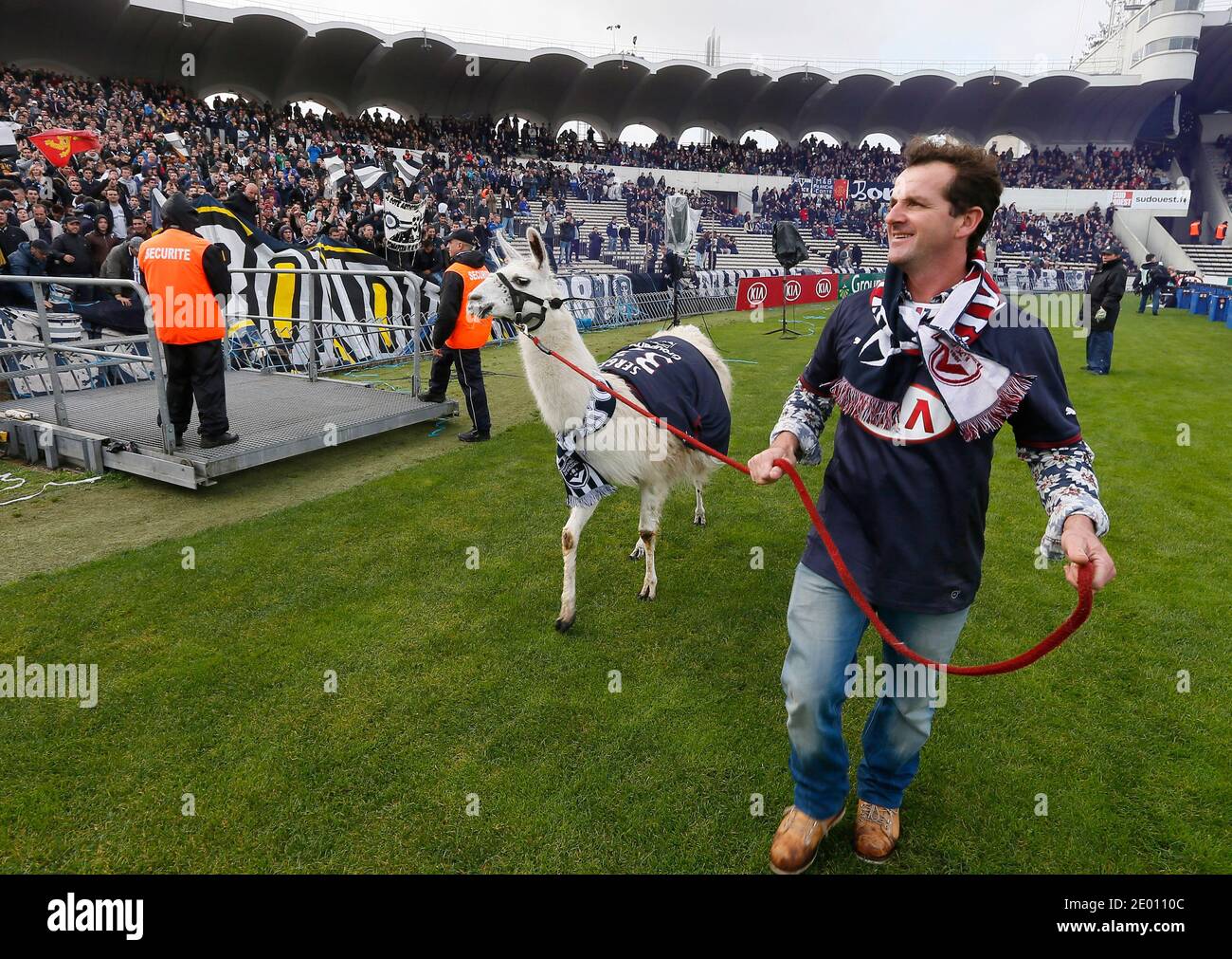 The famous Llama 'Serge Le Lama', the circus director John Beautour and ...