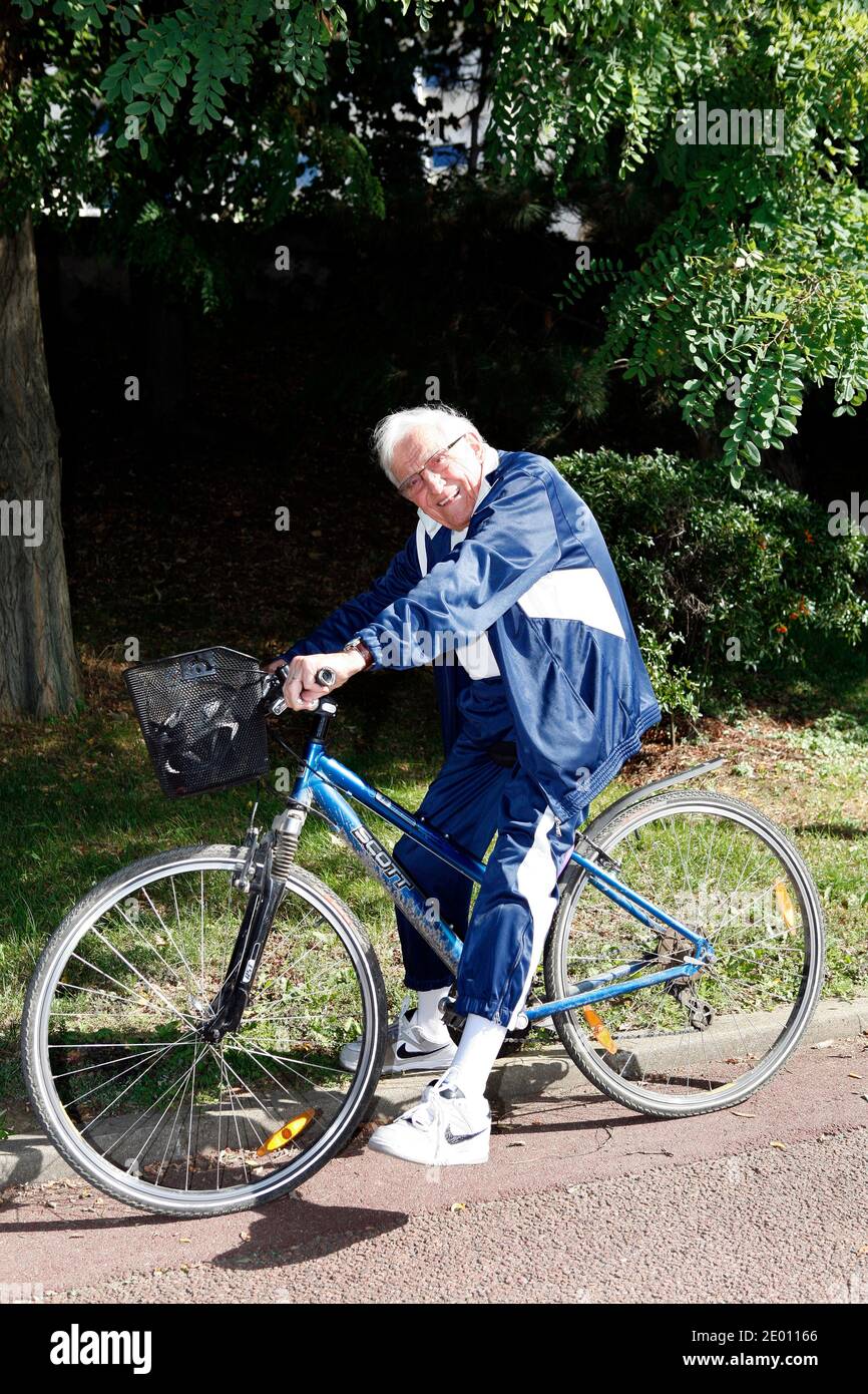 Nogent sur marne france hi-res stock photography and images - Alamy