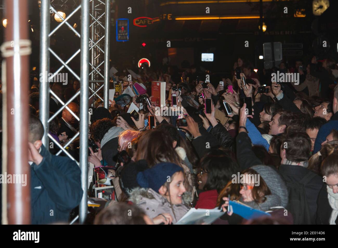 Atmosphere during the French Premiere of the movie 'The Hunger Games ...