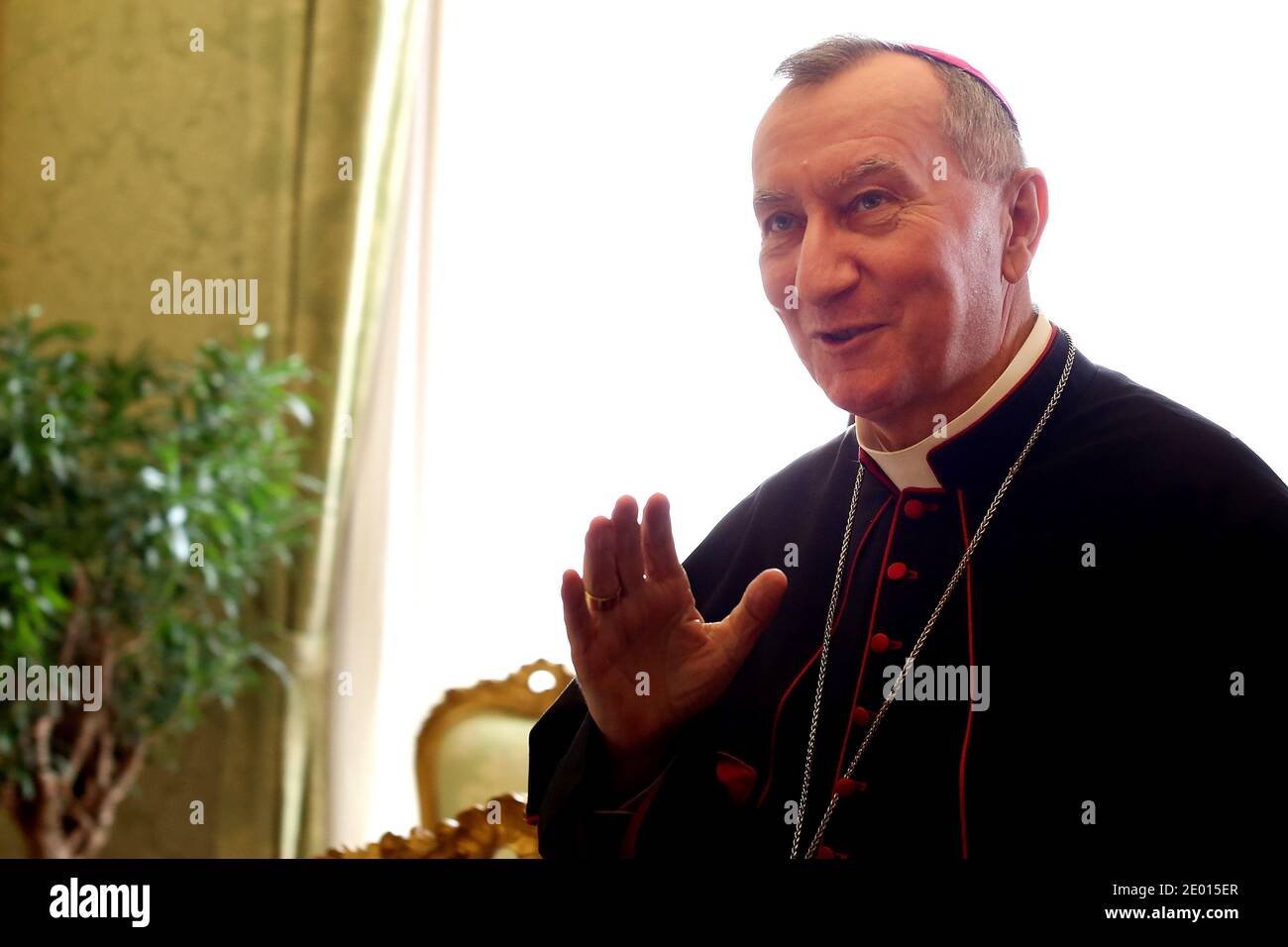 Cardinal tarcisio bertone hi-res stock photography and images - Alamy