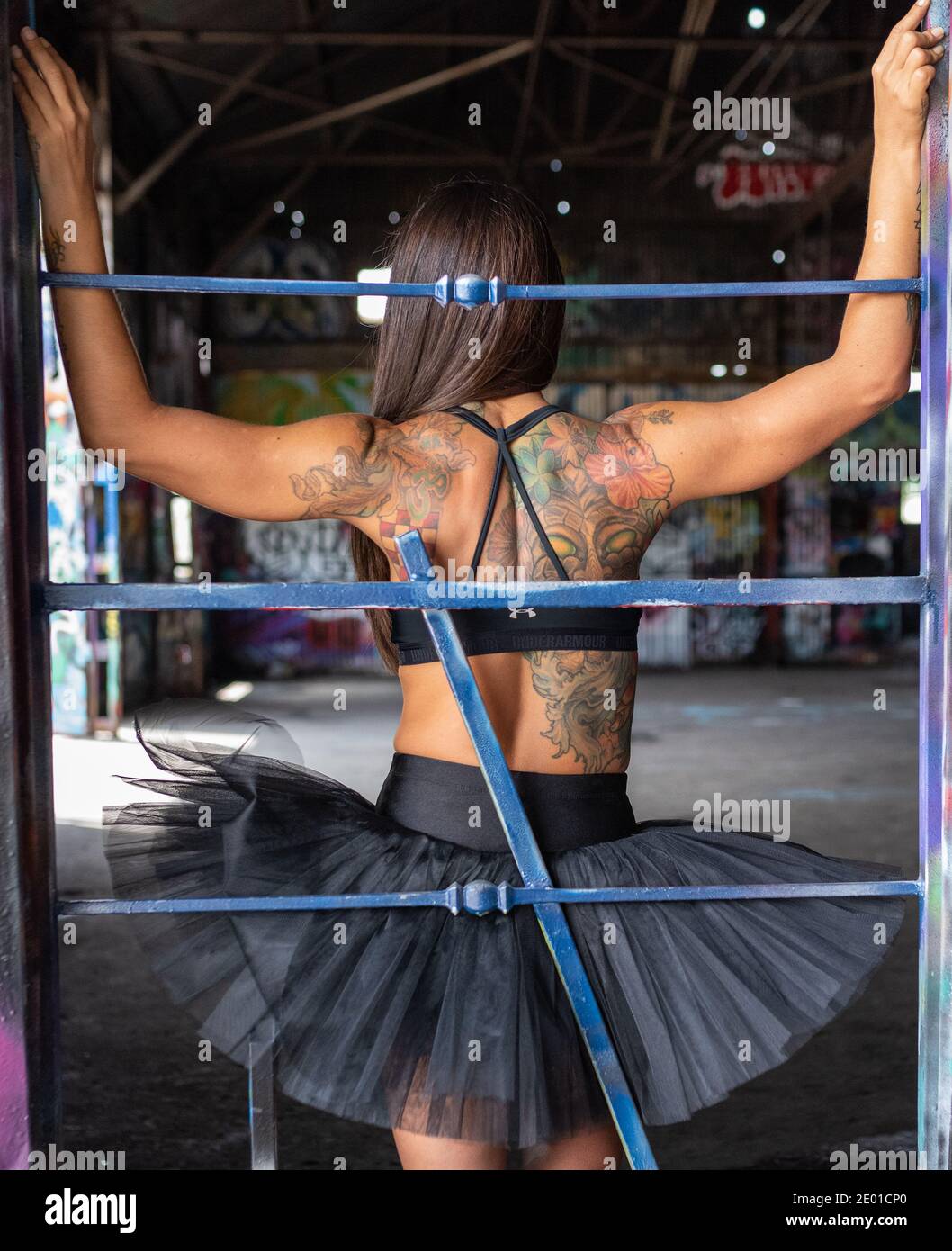 Woman tattooed hi-res stock photography and images - Alamy