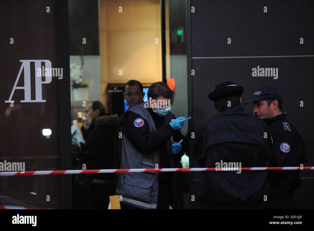 Worth of paris store hi-res stock photography and images - Alamy