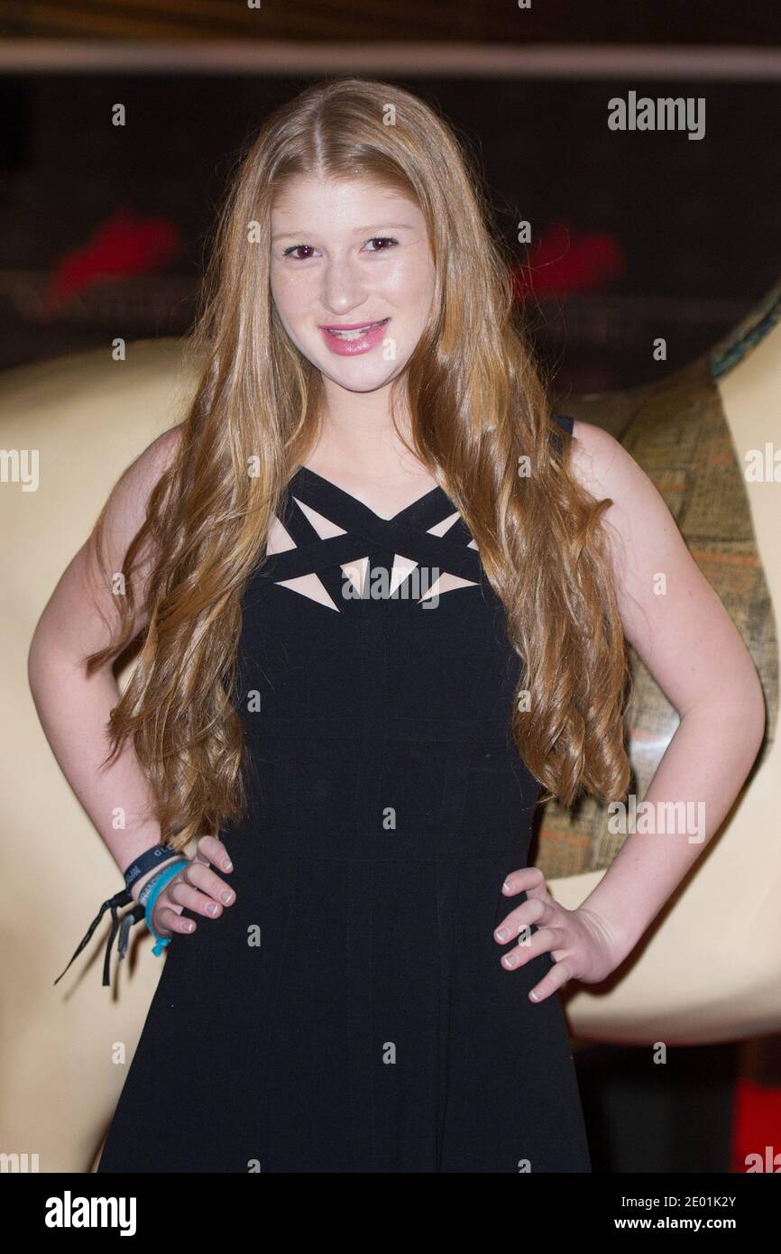 Jennifer gates paris hi-res stock photography and images - Alamy