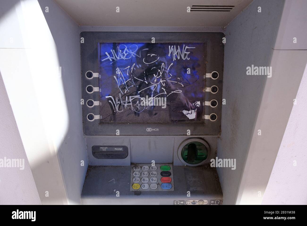 Abandoned atm hi-res stock photography and images - Alamy