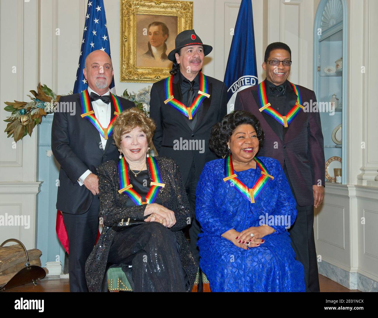 The five recipients of the 2013 Kennedy Center Honors pose for a photo ...