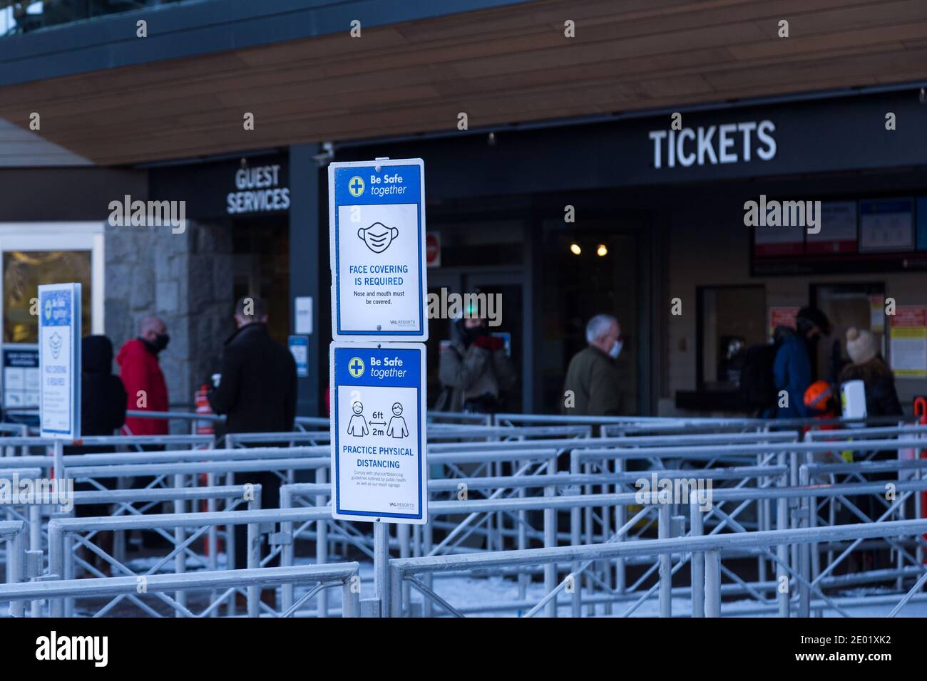 Covid prevention sign hi-res stock photography and images - Alamy