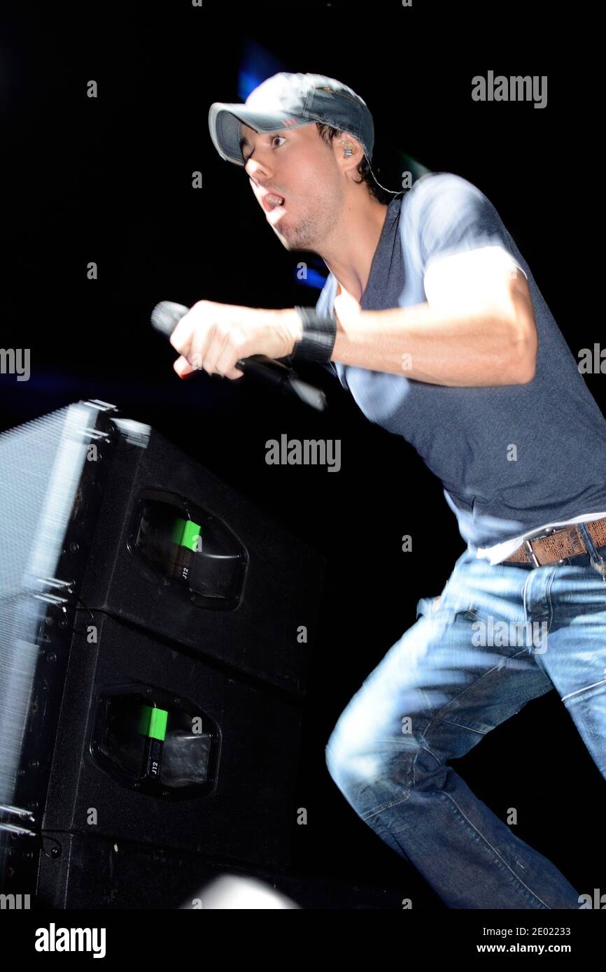2013 Jingle Ball High Resolution Stock Photography and Images - Alamy