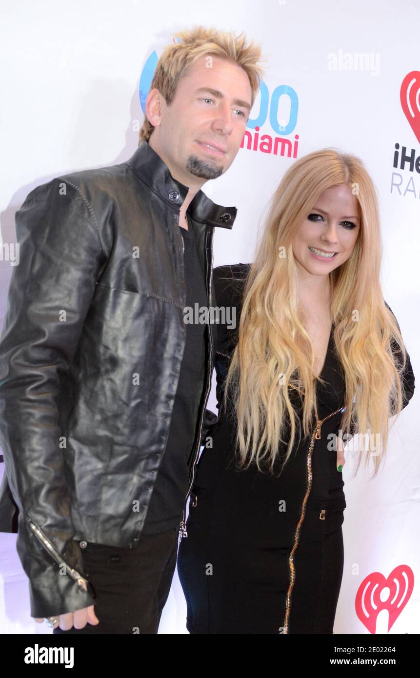 Avril lavigne and chad kroeger hi-res stock photography and images - Alamy