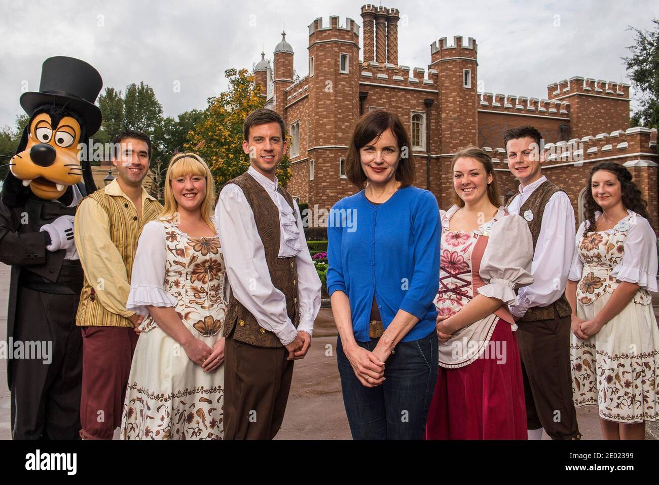 Downton Abbey star Elizabeth McGovern (center) poses with a formal-clad ...
