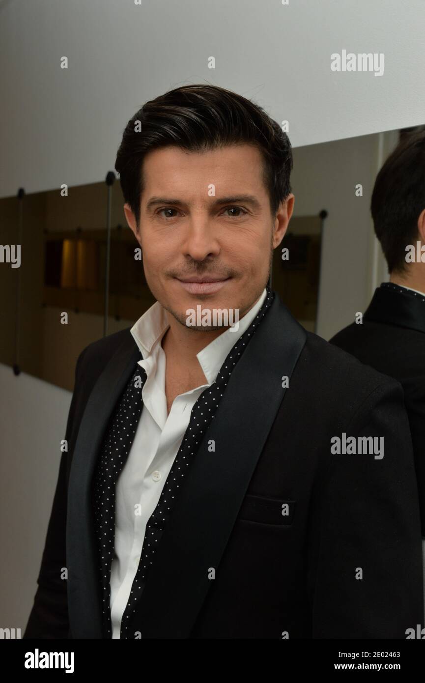 Vincent Niclo at the taping of Vivement Dimanche on December 17, 2013 ...