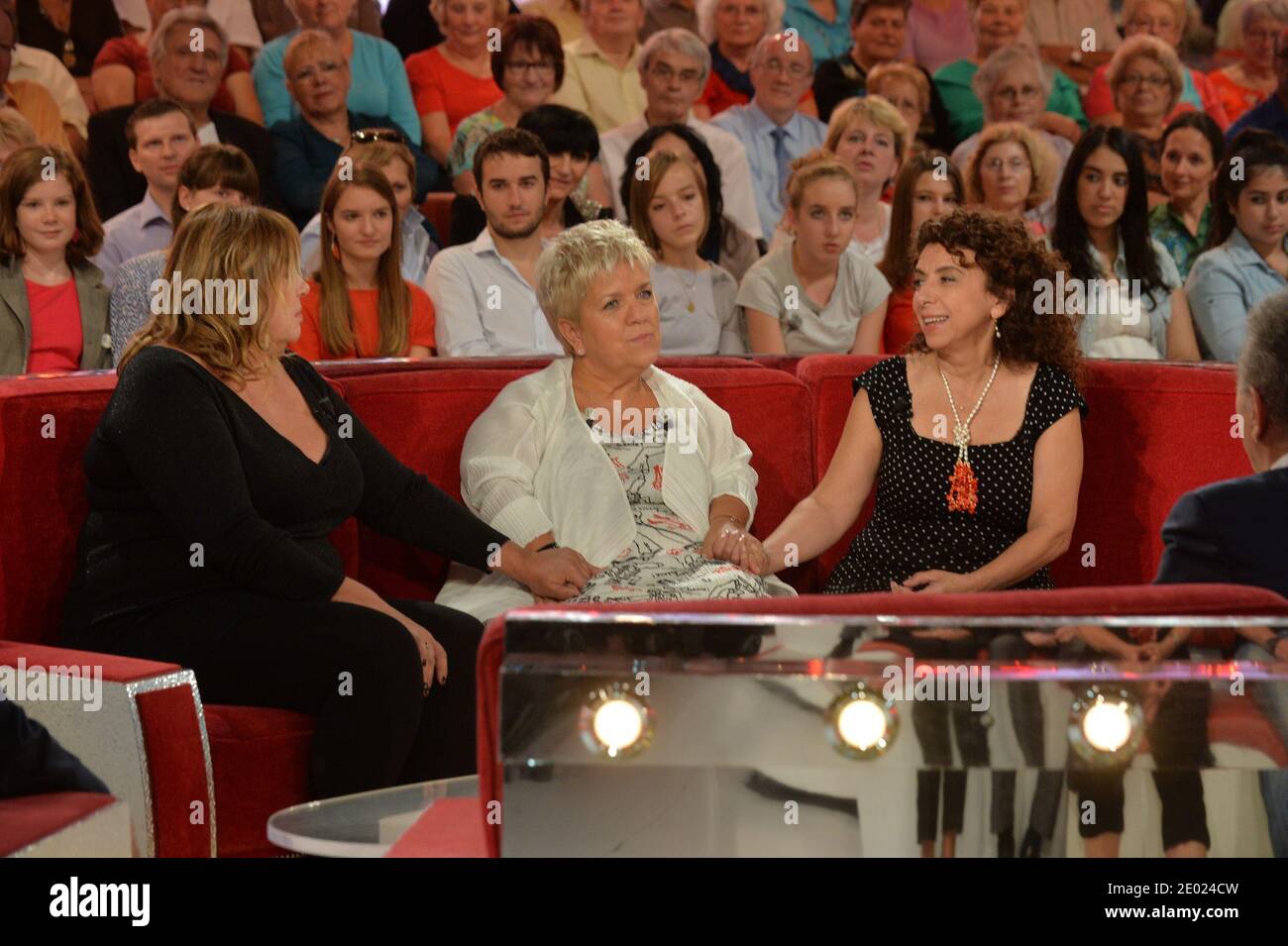 Mimie Mathy, flanked by Michele Bernier and Isabelle de Botton, at the ...