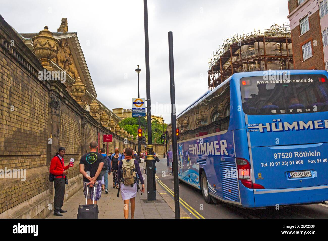View of the busy Buckingham Palace Road with the Queen`s Gallery - the ...