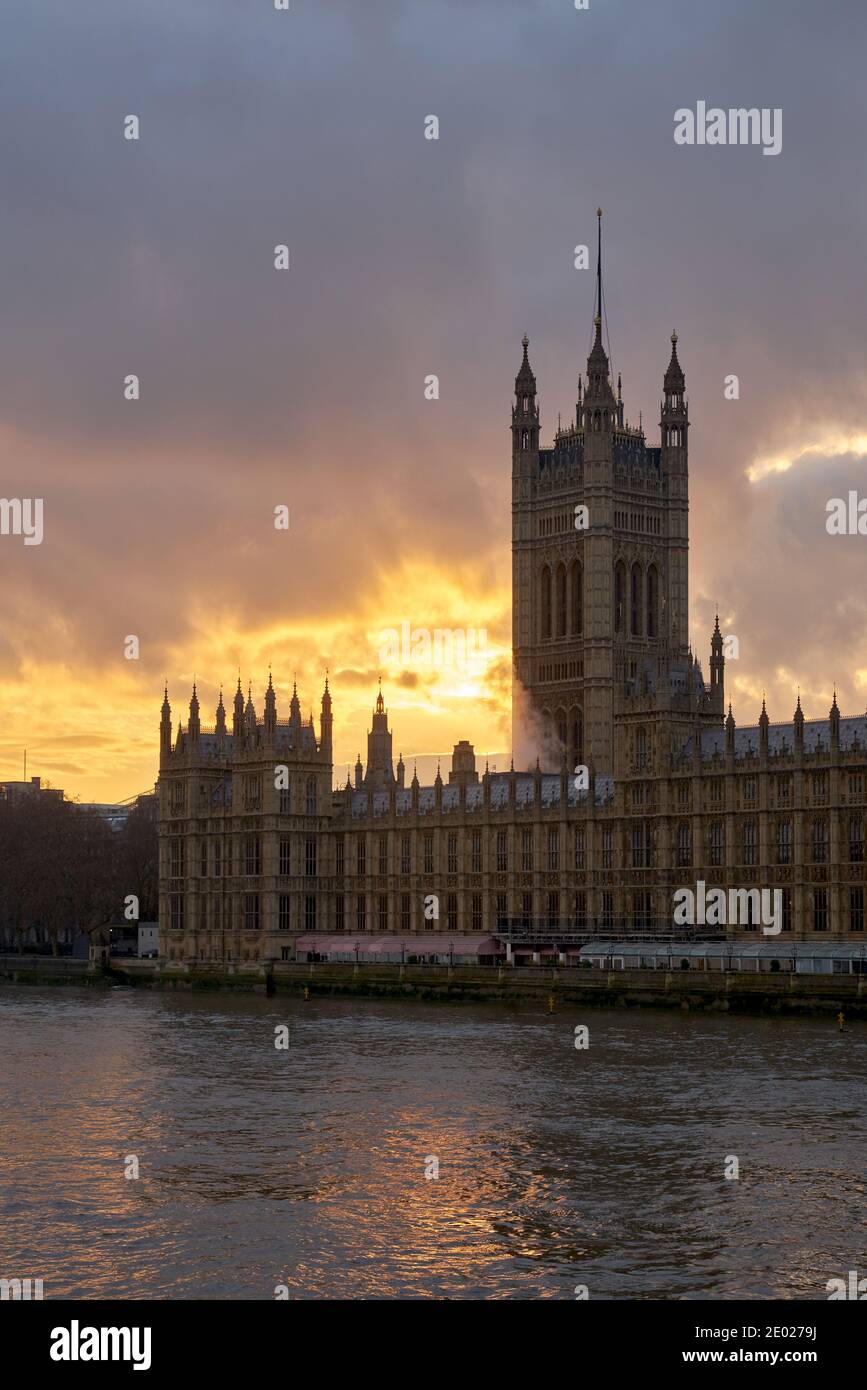 palace of westminster parliament building london Stock Photo - Alamy