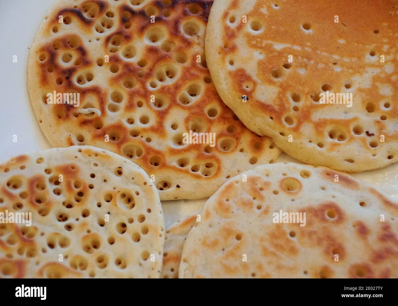 Yellow pancakes hi-res stock photography and images - Alamy