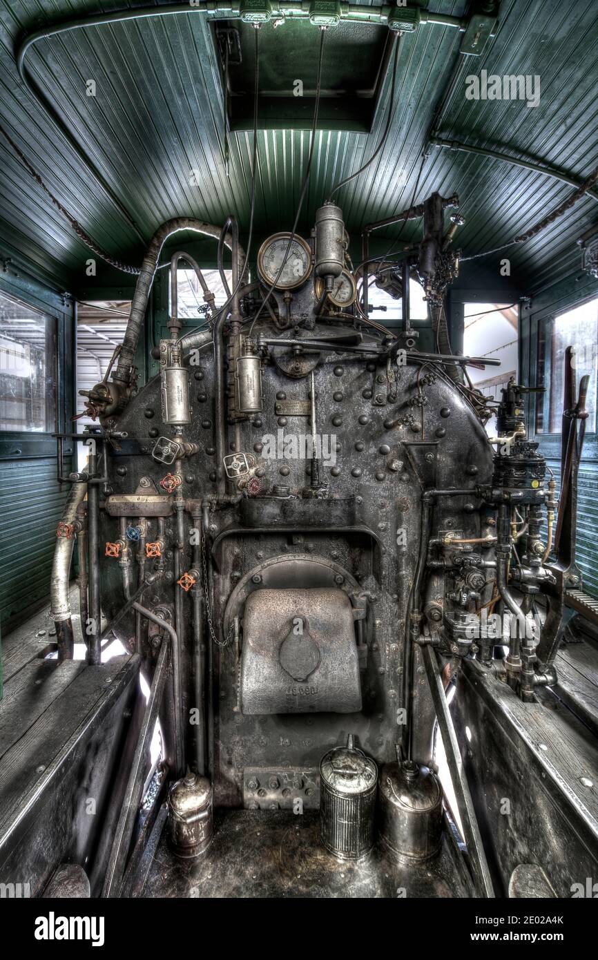 Steam locomotive cab hi-res stock photography and images - Alamy