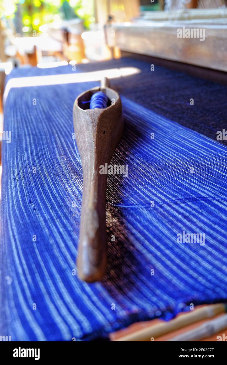 Traditional weaving loom hi-res stock photography and images - Alamy
