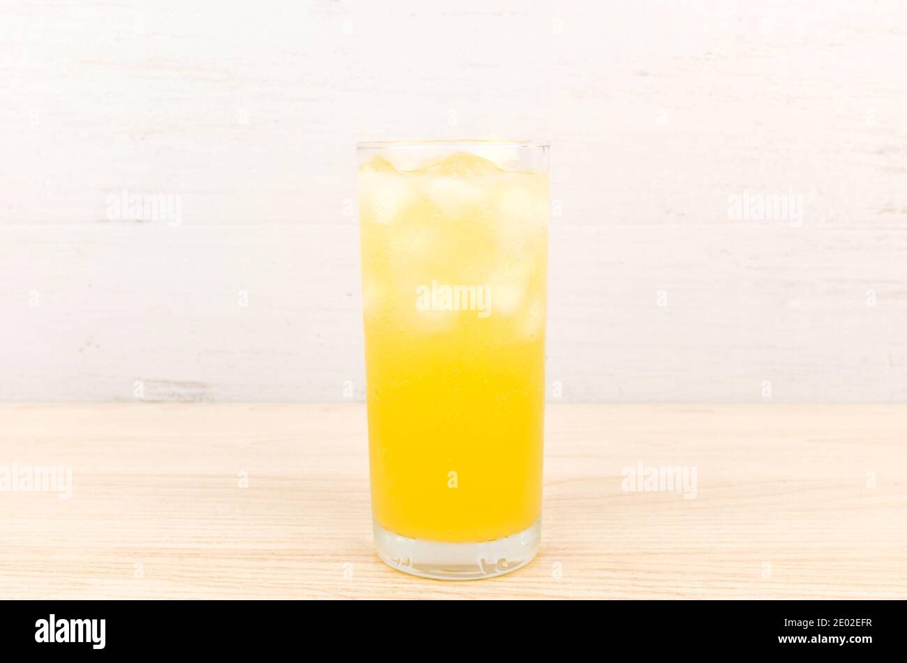 Carbonated drink drinks hi-res stock photography and images - Alamy