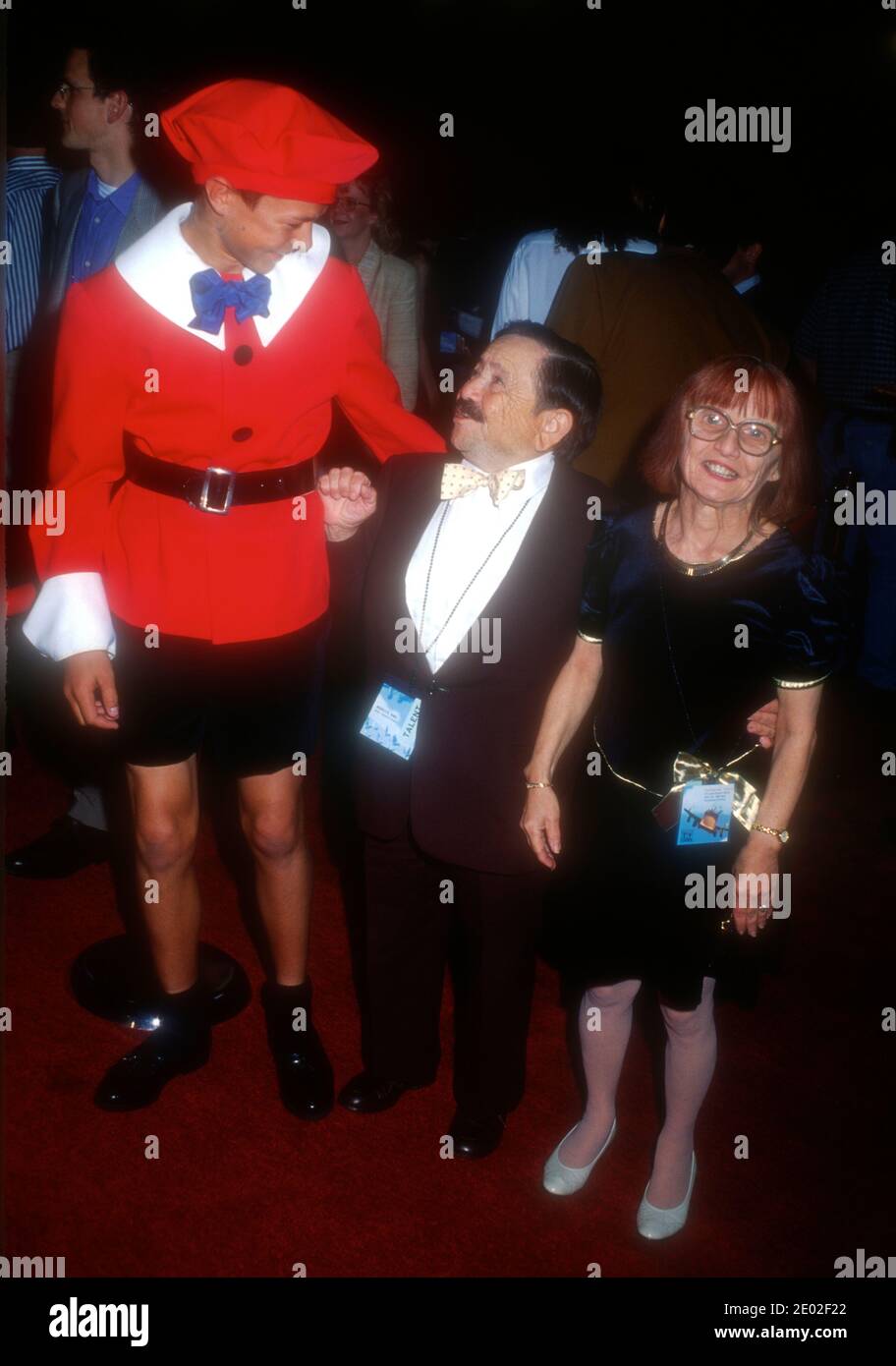 Los Angeles, California, USA 29th April 1996 Actor Jerry Maren and wife ...