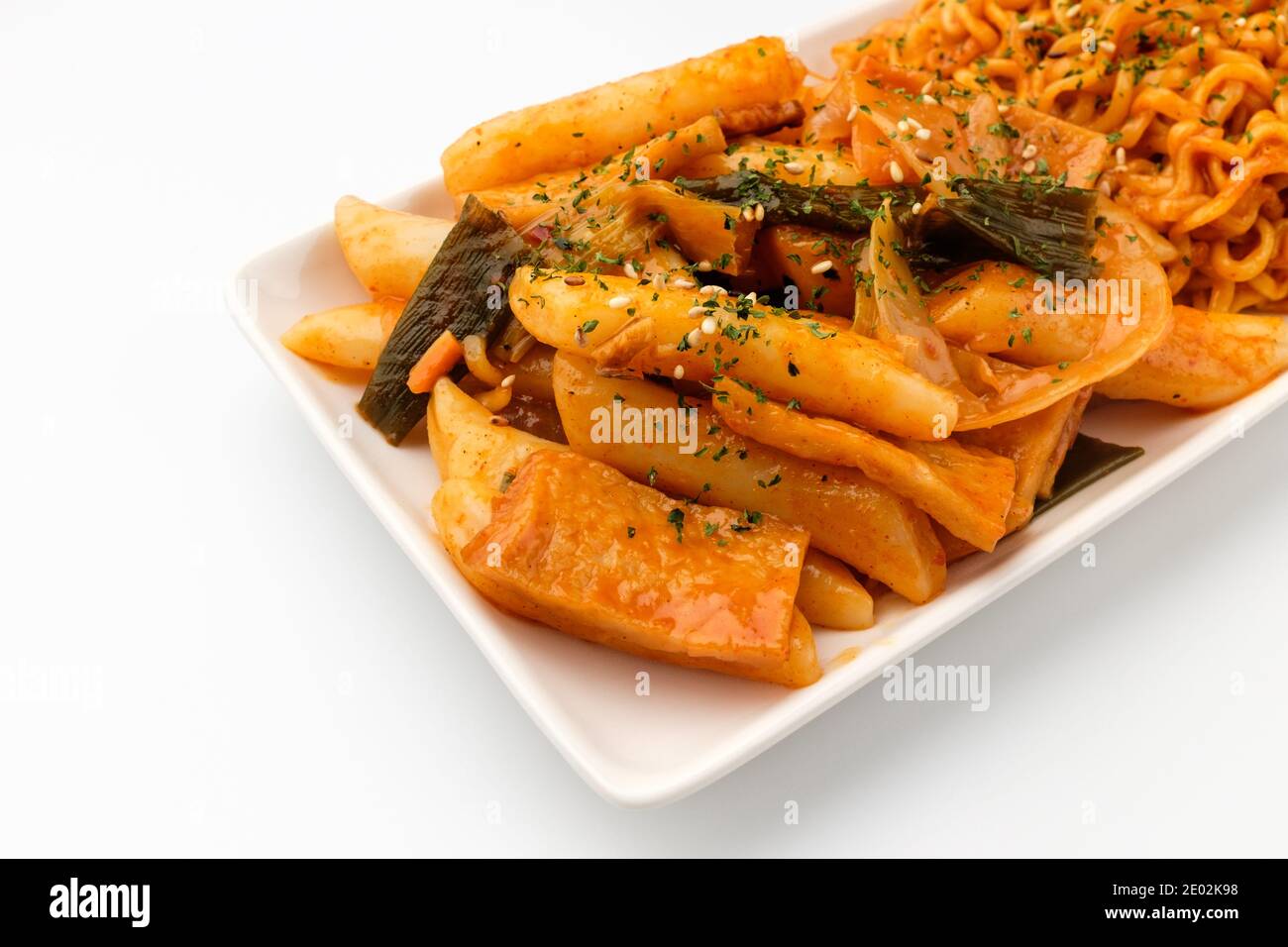 Spicy tteokbokki rice cakes hi-res stock photography and images - Alamy