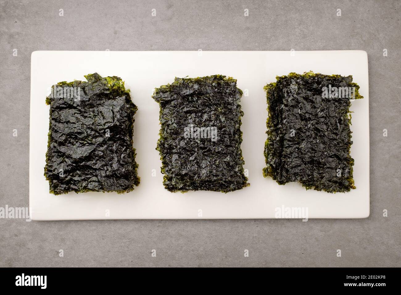 Blue seaweed hi-res stock photography and images - Alamy