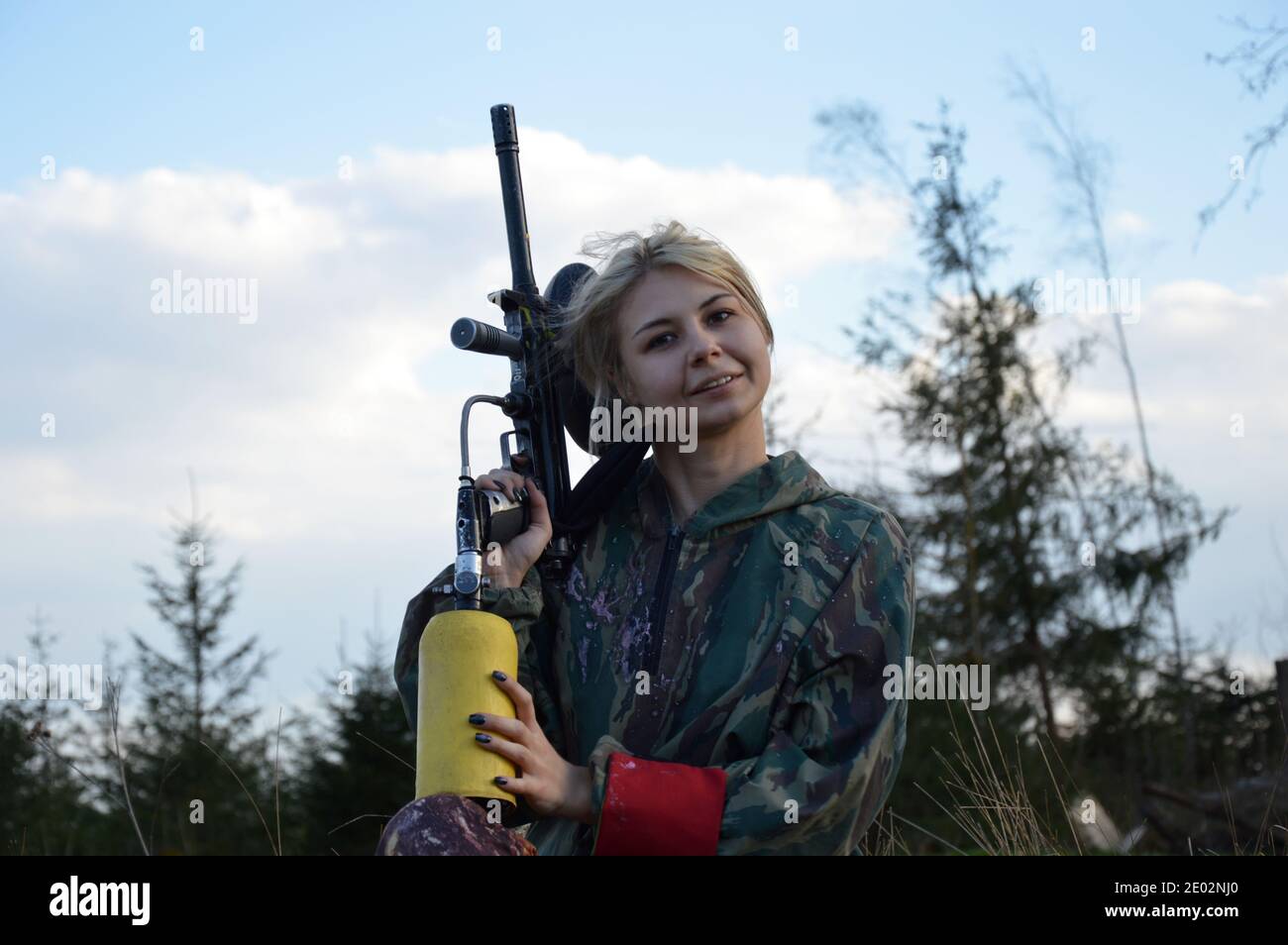 Paintball gear hi-res stock photography and images - Alamy