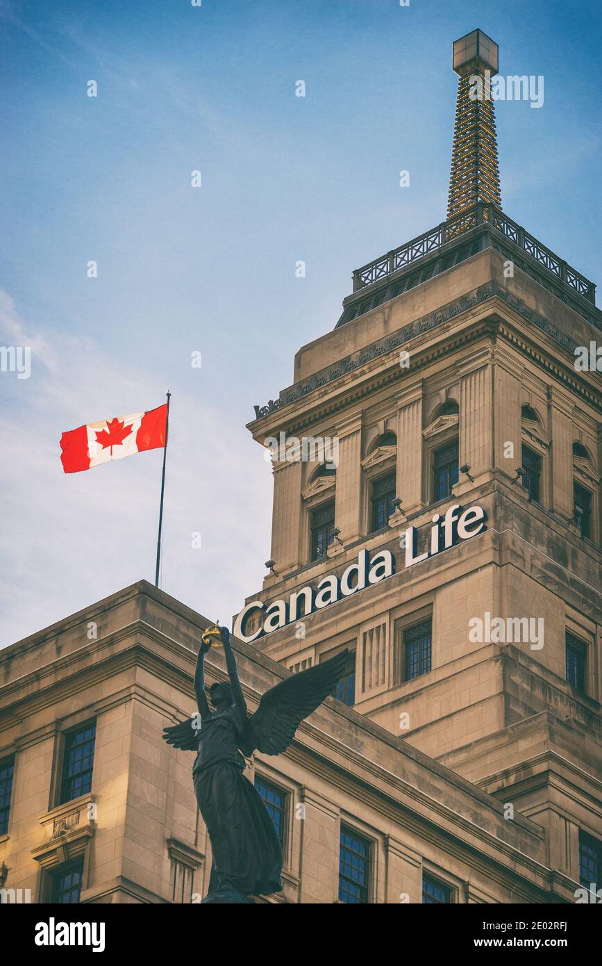 Iconic famous canadian building hi-res stock photography and images - Alamy