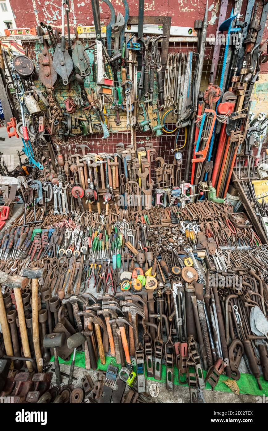 Spanners in a market hi-res stock photography and images - Alamy