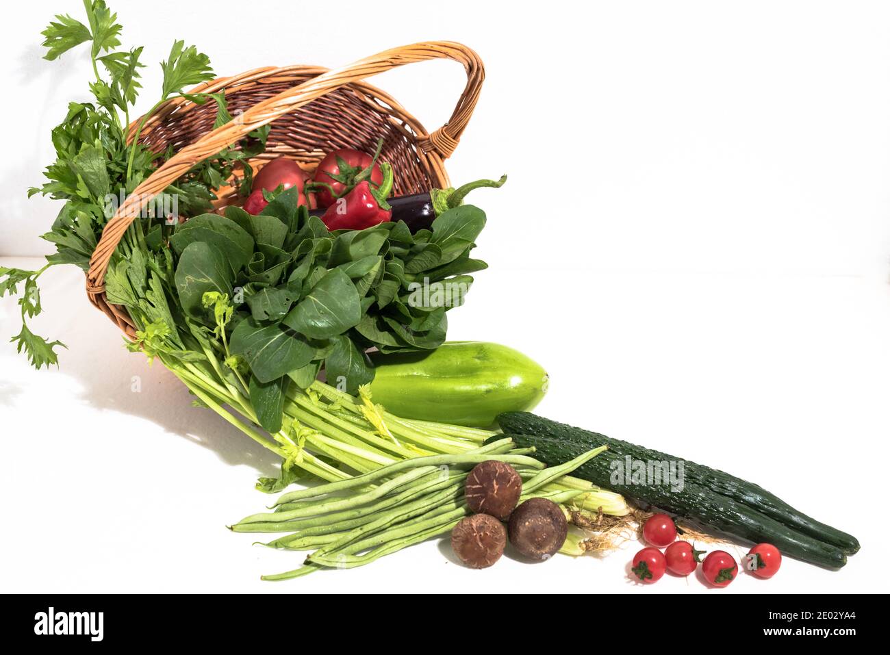 Fresh vegetables, organic green food, healthy eating, copy space Stock ...