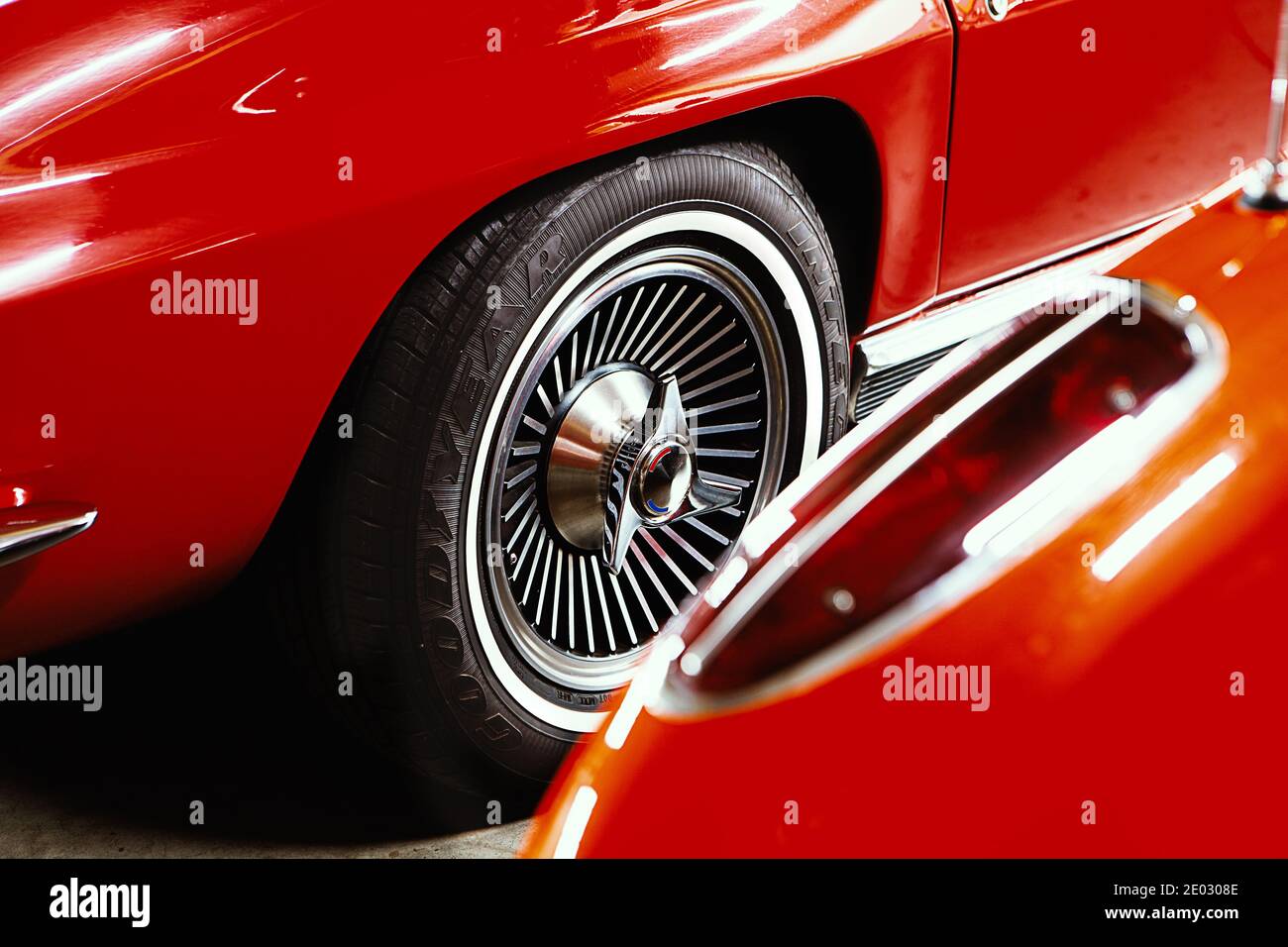 Two generations of corvettes Stock Photo - Alamy