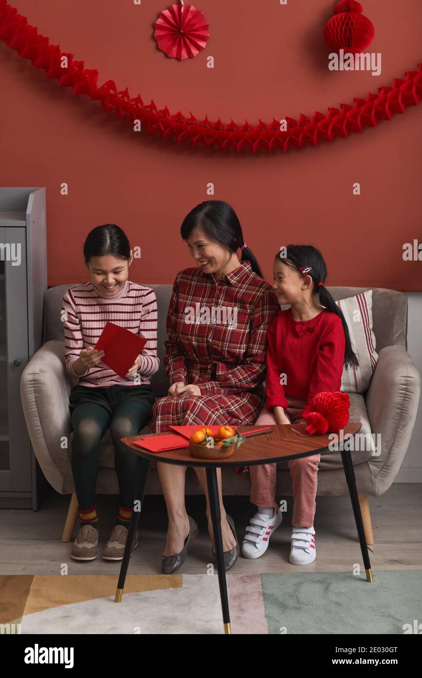 Chinese family consisting hi-res stock photography and images - Alamy