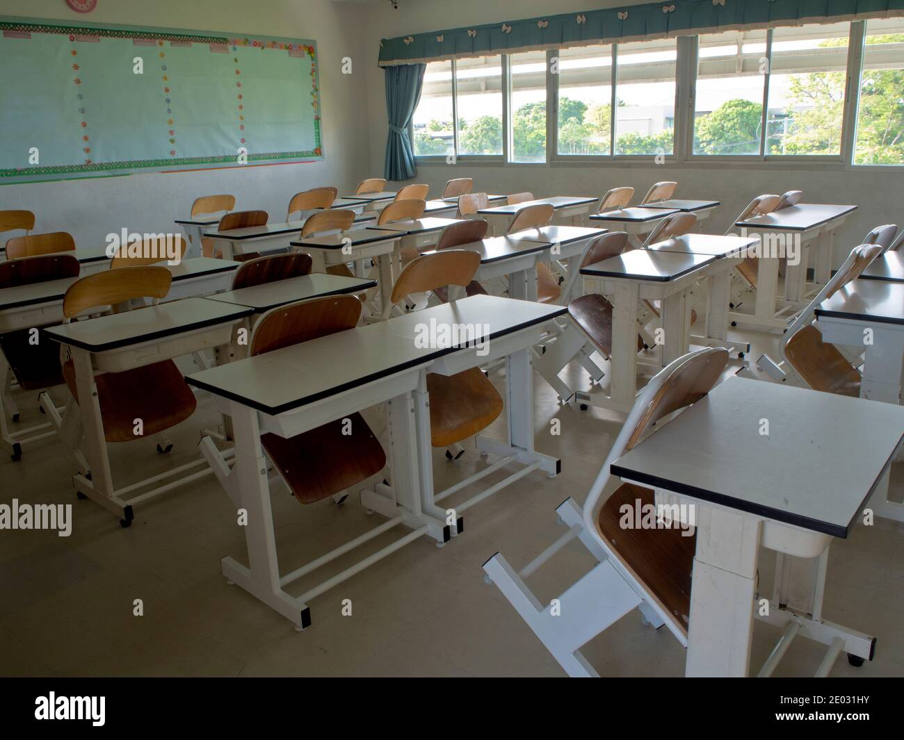 Large lecture class hi-res stock photography and images - Alamy