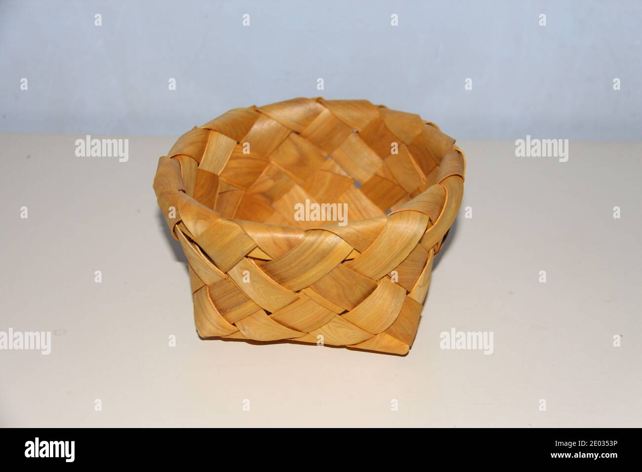 Traditional rice baskets hi-res stock photography and images - Alamy