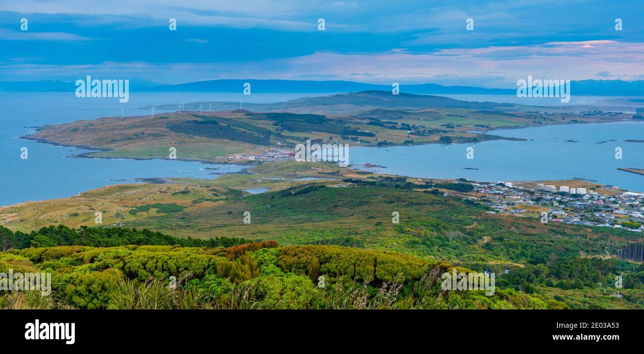 Aerial view of Bluff town in New Zealand Stock Photo - Alamy
