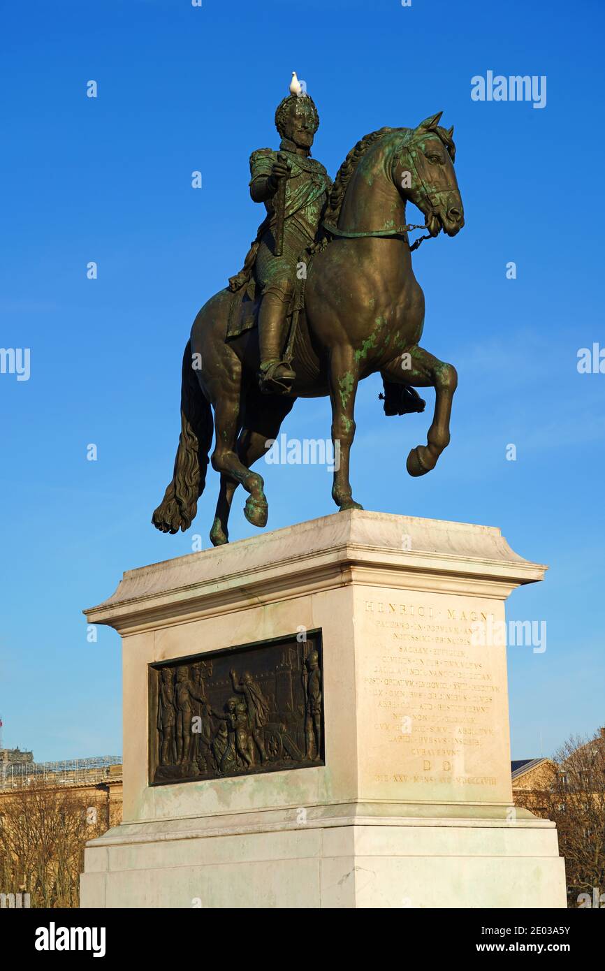 PARIS, FRANCE -18 DEC 2020- An equestrian statue of French king Henri ...