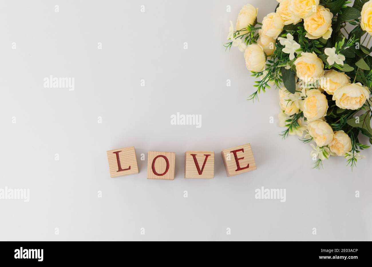 Blocks spell the word hi-res stock photography and images - Alamy