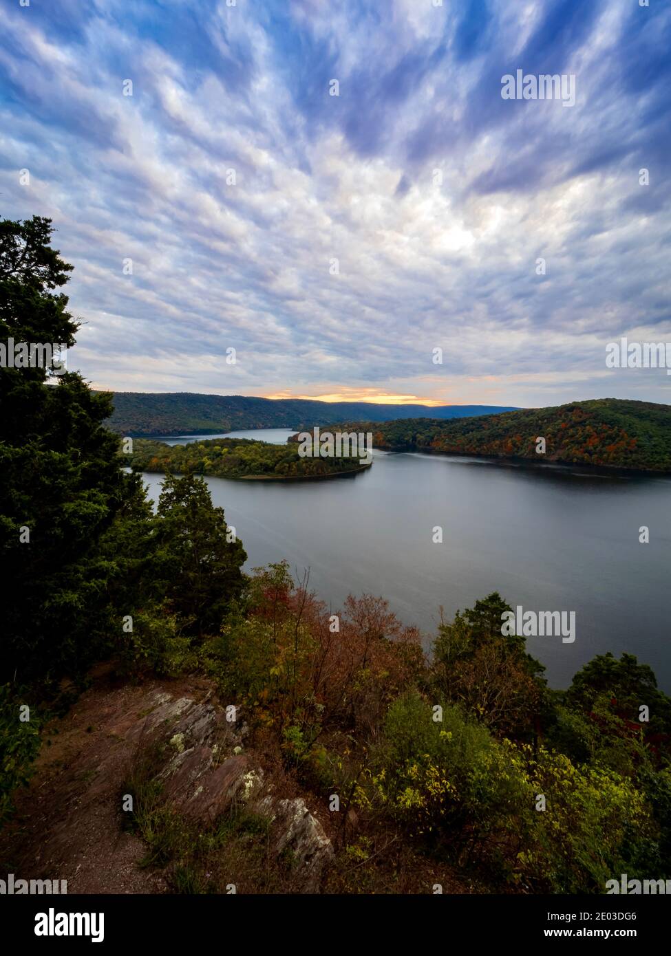 Hawn’s Overlook of Raystown Lake in the mountains of Pennsylvania in ...