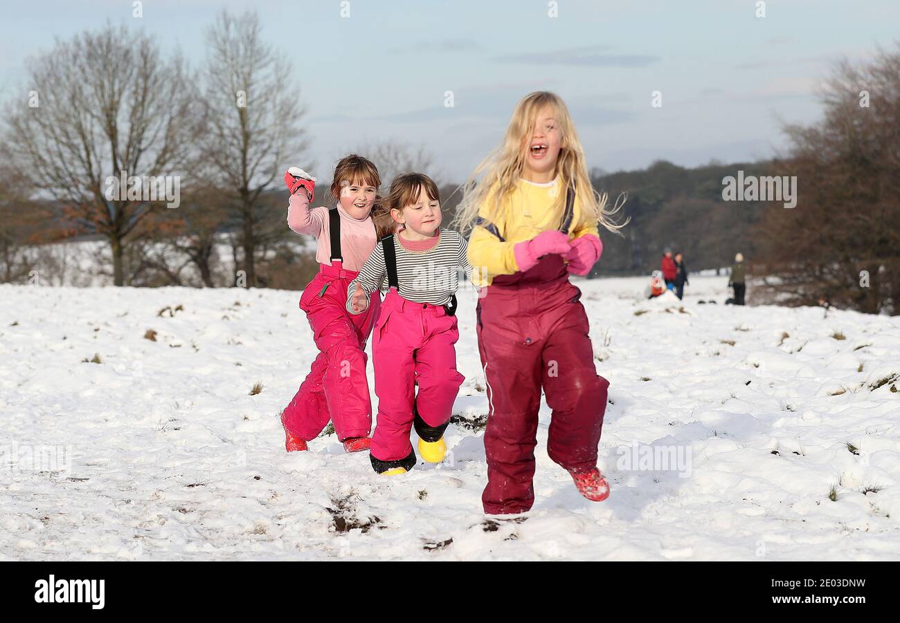 Ruby Millington (right), Molly Chamberlain and Florence Chamberlain ...