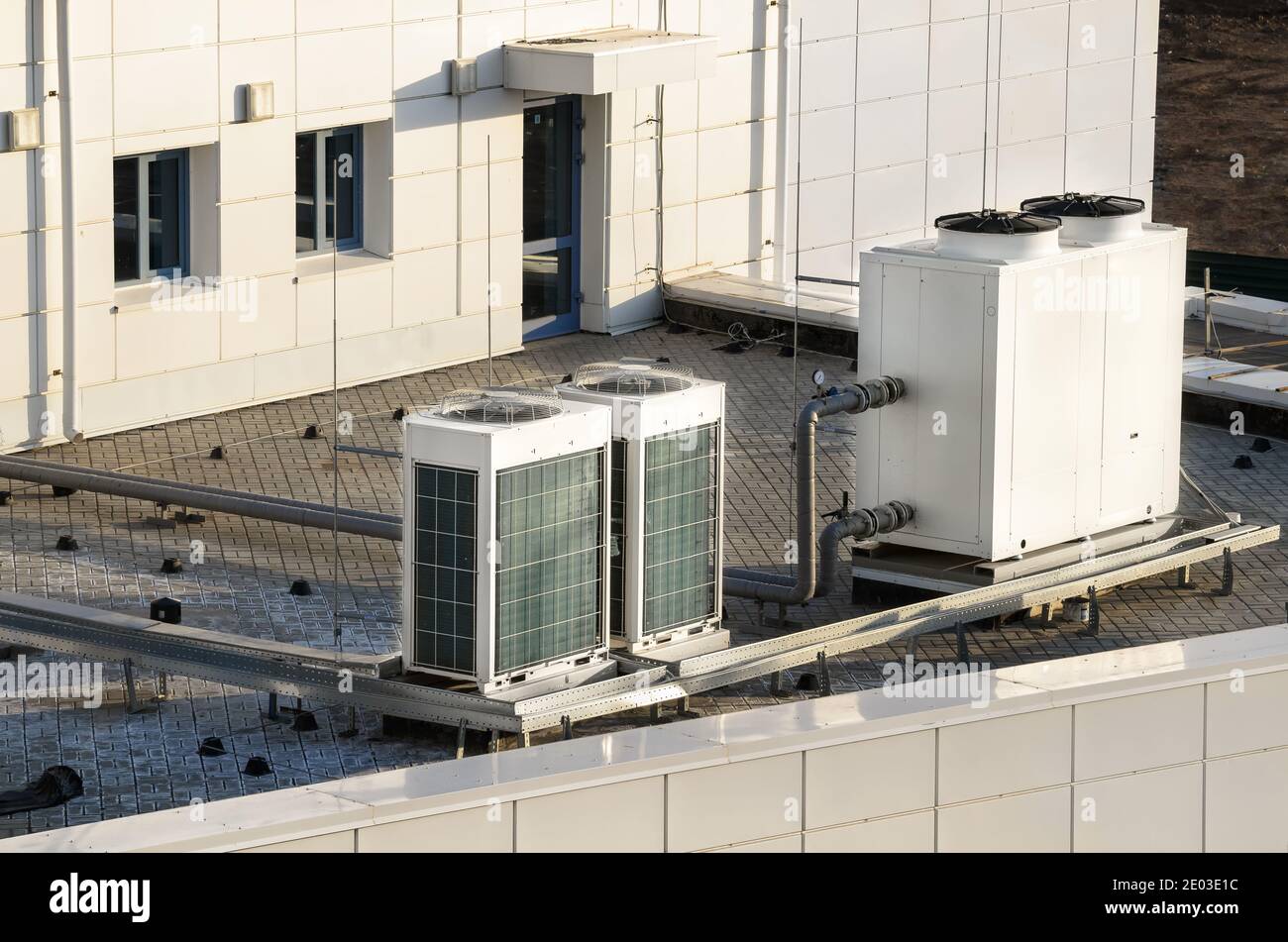 Outdoor unit air conditioner hi-res stock photography and images - Alamy