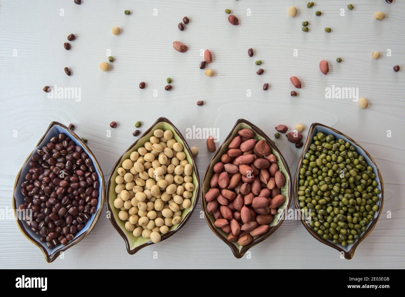 Raw beans scattered on kitchen hi-res stock photography and images - Alamy